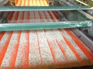 Dry Screening Frac Sand with Urethane Screen Panels