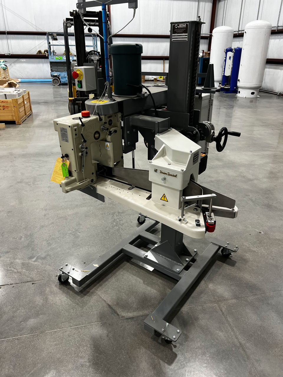 Newlong Bag Sewing Machine DS-9C | Tinsley Company