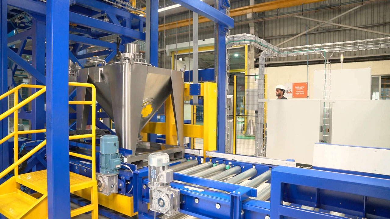 IBC Discharge System for Battery Powder | Tinsley Equipment Co.