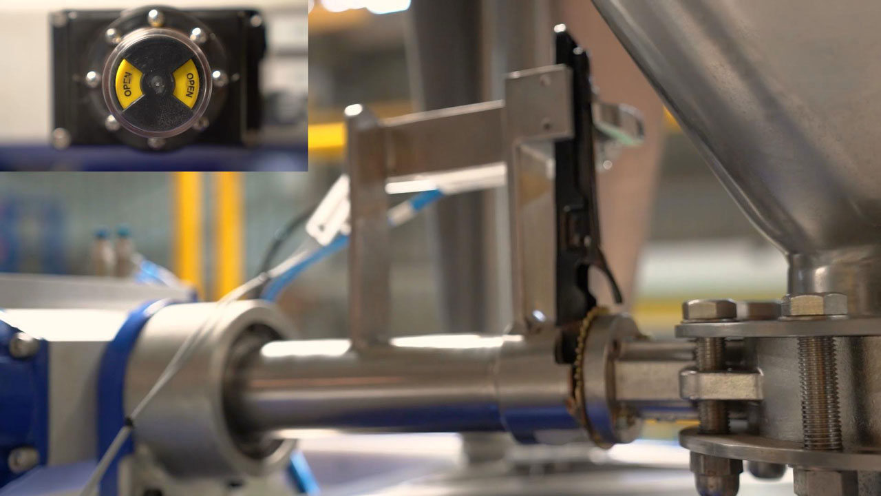 IBC Discharge System for Battery Powder | Tinsley Equipment Co.